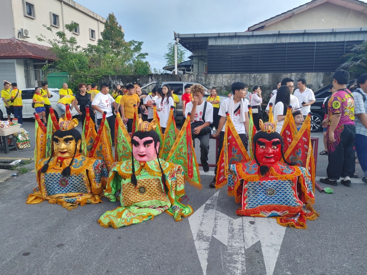 Kuching's Nezha Temple Parade Captivates Crowds with Spectacular ...